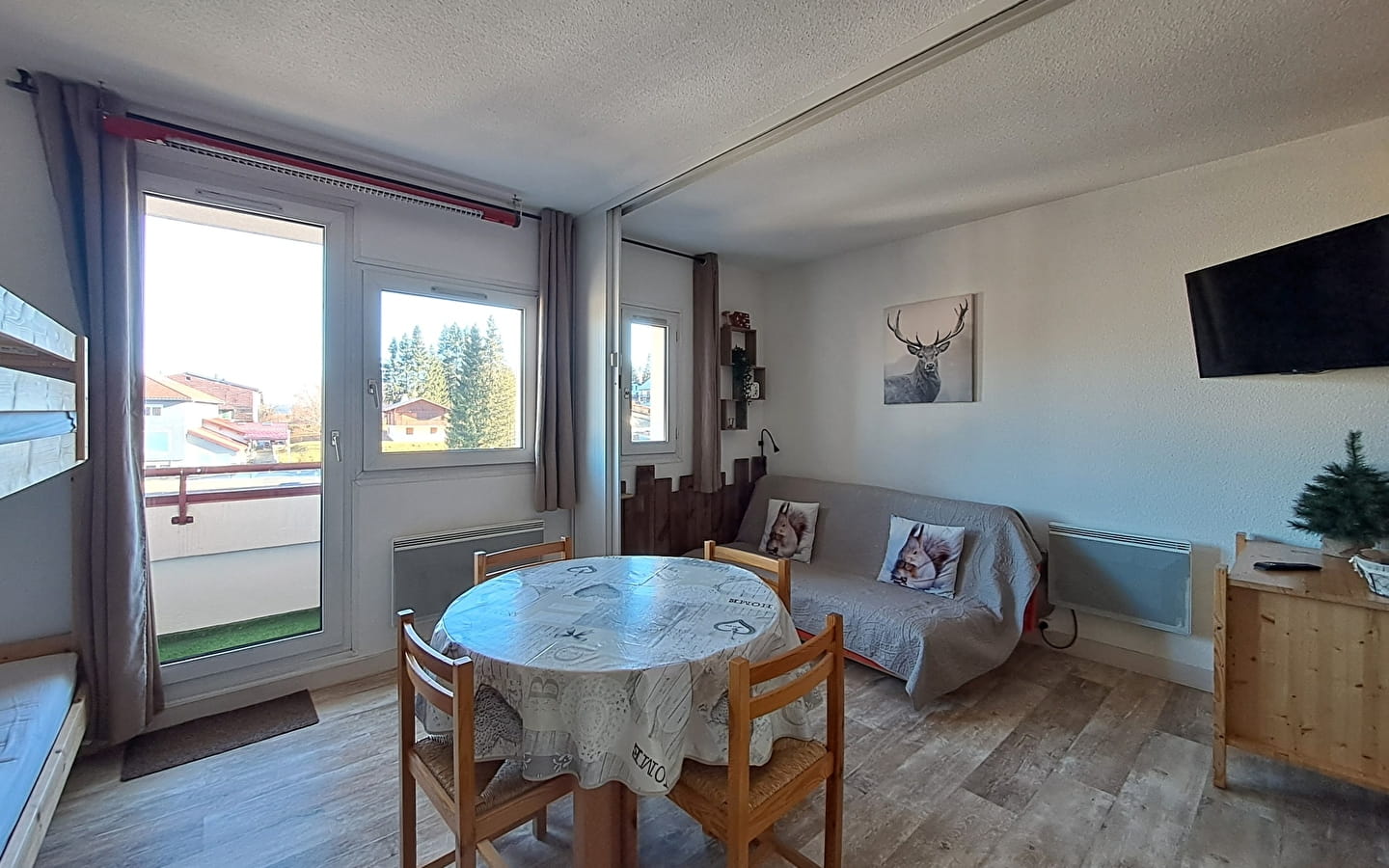 La Serre – Studio en résidence – P432HAC00 | Montagnes du Jura