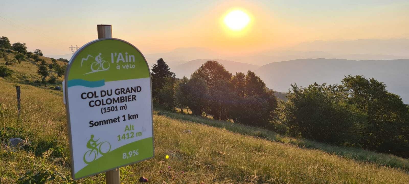 Col du Grand Colombier depuis Champagne en Valromey | Montagnes du Jura