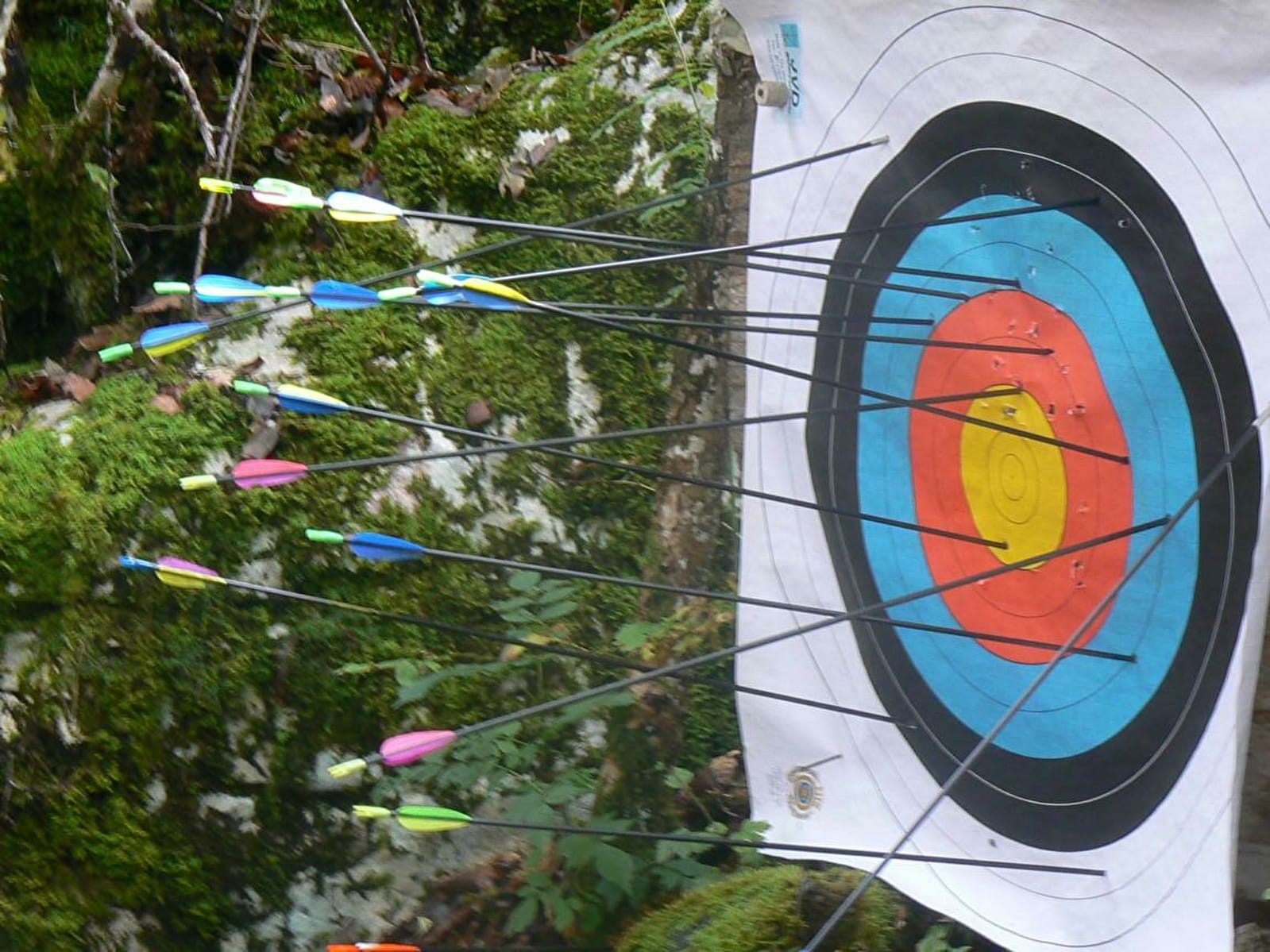 Initiation au Tir à l'arc avec les Demoiselles du Plateau | Montagnes ...